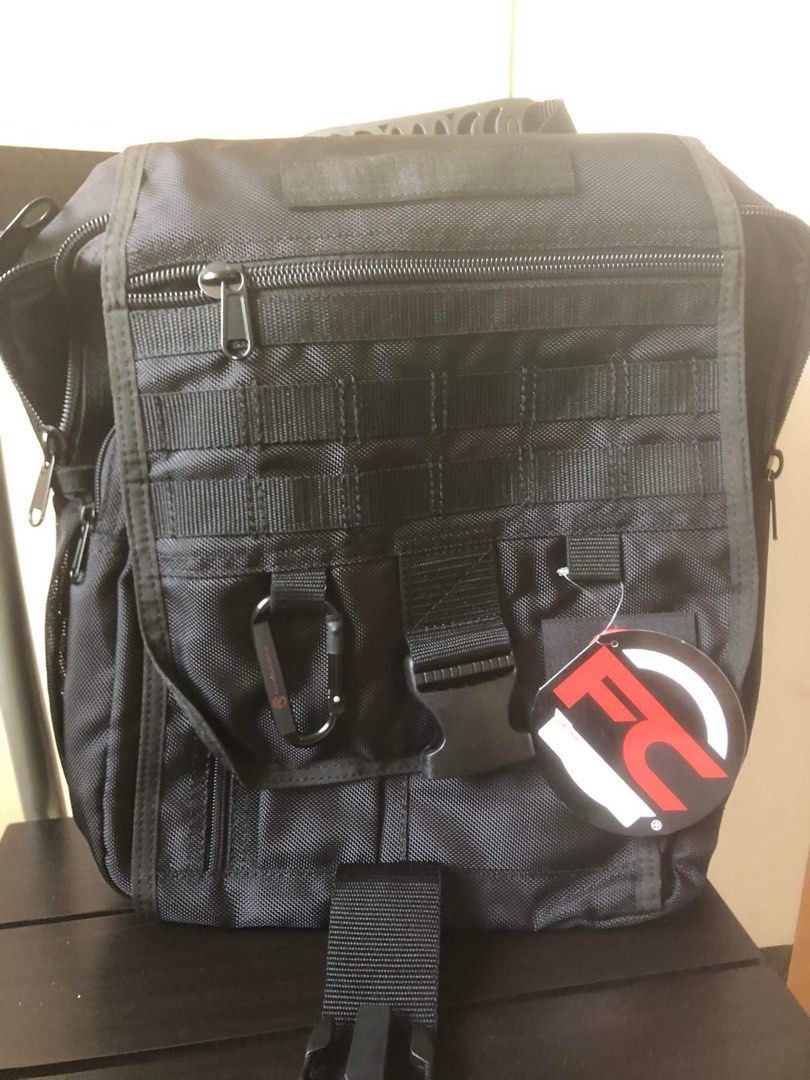 Flying Circle USA Laptop Bag, Men's Fashion, Bags, Backpacks on Carousell