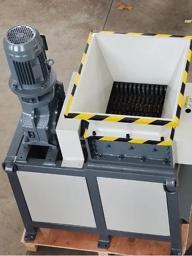 Garbage Shredder DW300, Furniture & Home Living, Cleaning & Homecare ...