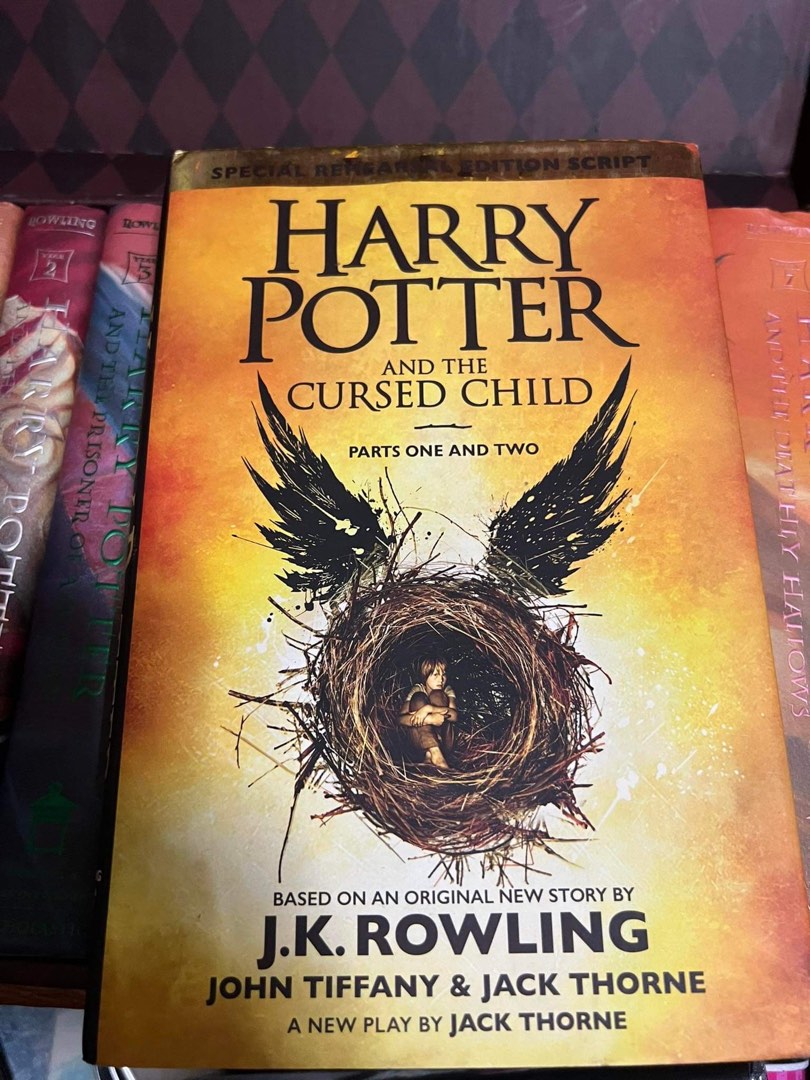 Harry potter chest books and collectibles on Carousell