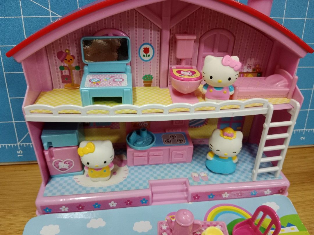 Hello kitty playhouse, Hobbies & Toys, Toys & Games on Carousell