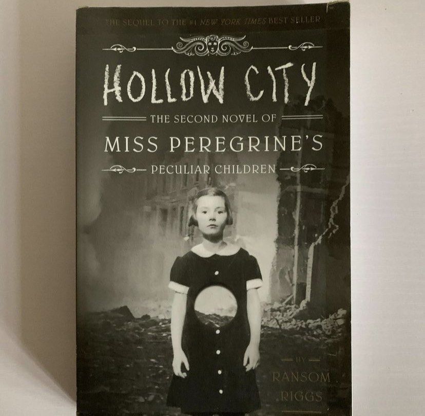 Hollow City by Ransom Riggs, Hobbies & Toys, Books & Magazines, Fiction ...