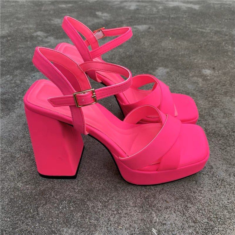 HOT PINK Heels, Women's Fashion, Footwear, Heels on Carousell