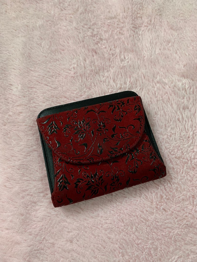 Inden-ya Deer Skin Compact Bifold Wallet, Women's Fashion, Bags ...