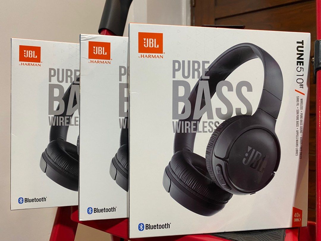 JBL WIRELESS HEADSET, Audio, Headphones & Headsets on Carousell