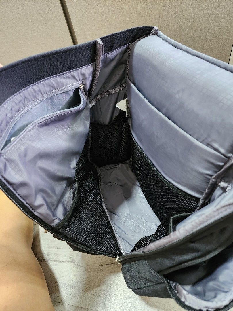 Jujube XY Hatch carbon, Babies & Kids, Going Out, Diaper Bags & Wetbags ...