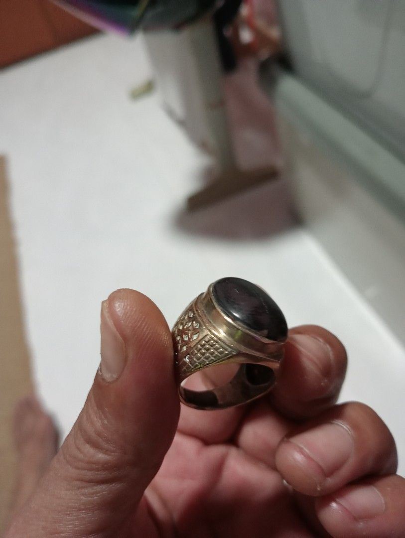 Kayu sakang seribu. Hanya terdapat di hutan tebal Borneo, Women's ...