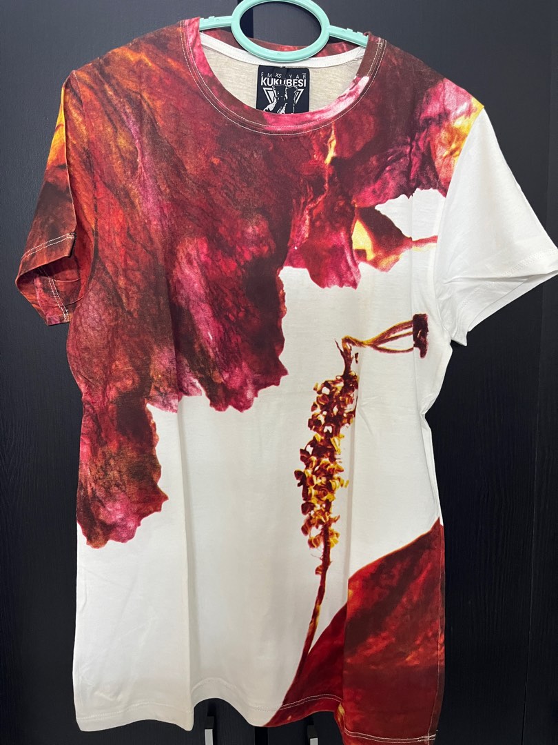 Kukubesi x Bunga Raya, Men's Fashion, Tops & Sets, Tshirts & Polo ...