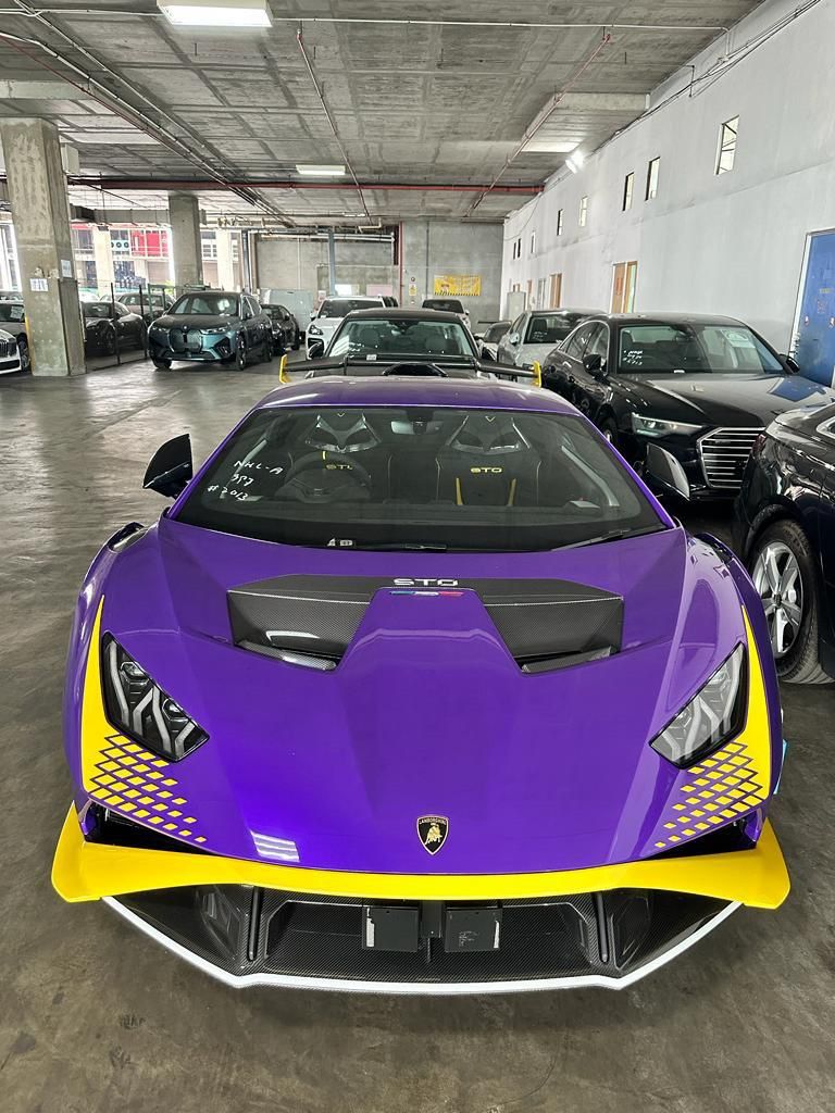 LAMBORGHINI HURACAN STO, Cars, Cars for Sale on Carousell