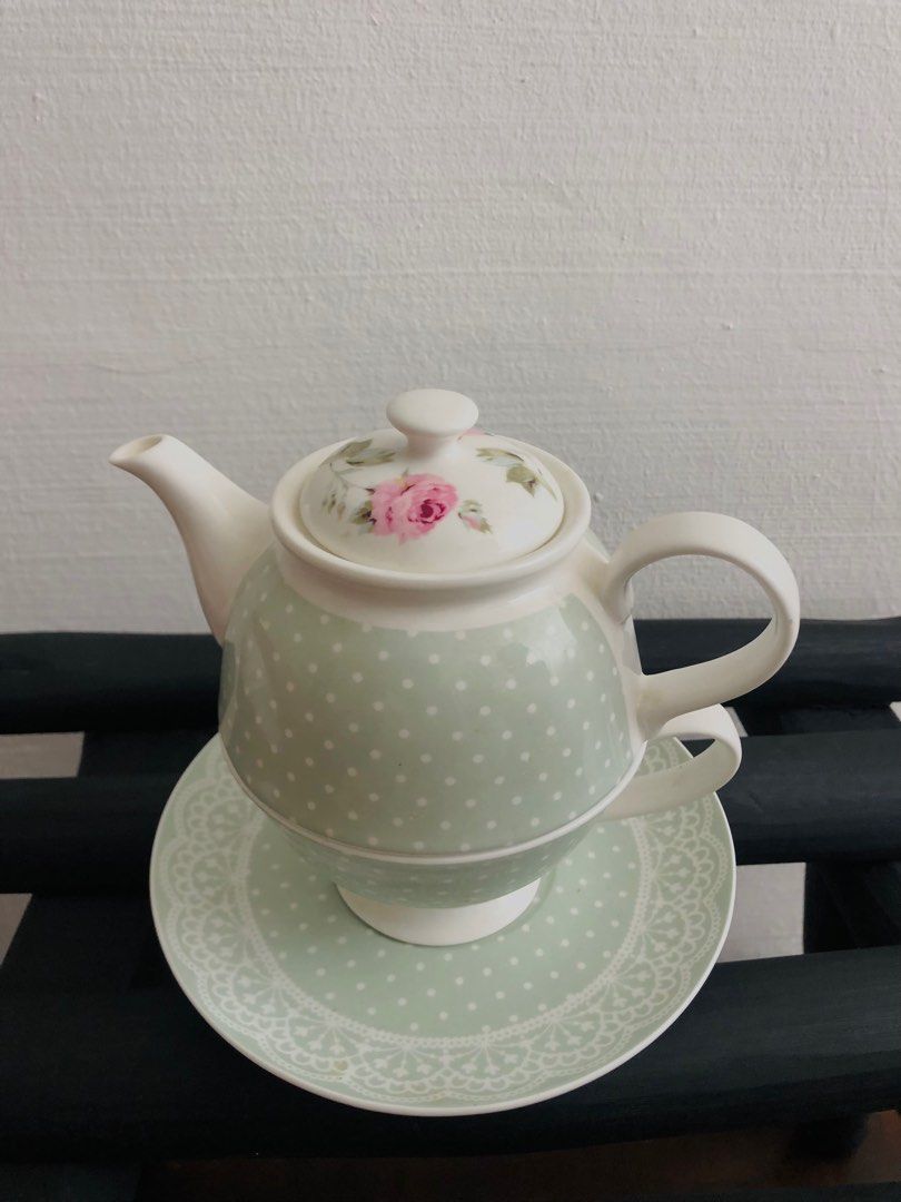 Laura Ashley Tea set, Furniture & Home Living, Kitchenware & Tableware ...