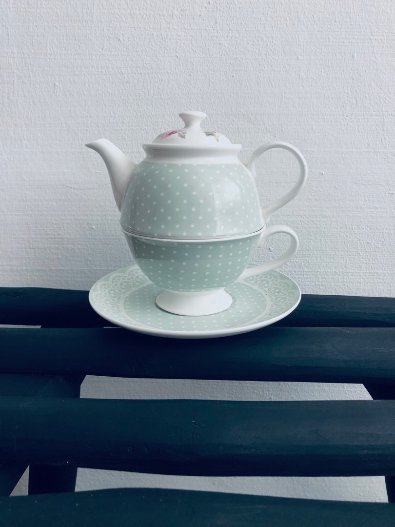 Laura Ashley Tea set, Furniture & Home Living, Kitchenware & Tableware ...