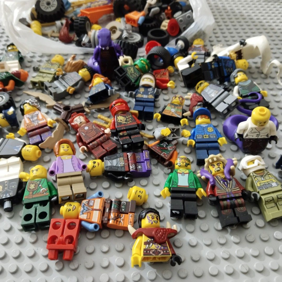 Lego authentic, Hobbies & Toys, Toys & Games on Carousell