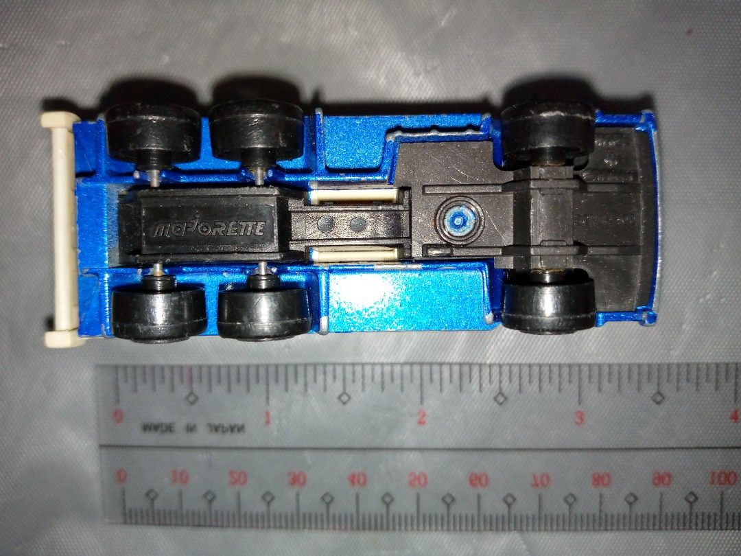 Majorette 1/100 Cargo Truck Diecast, Hobbies & Toys, Toys & Games on ...