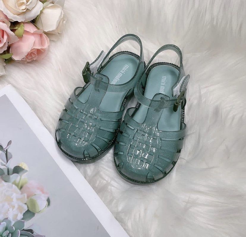 Melissa Kids Possesion, Olshop Fashion, Olshop Wanita di Carousell