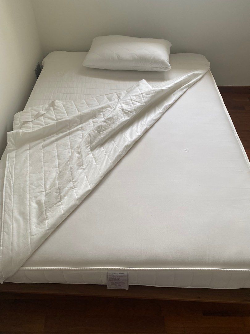 Muji Mattress ( Double ), Furniture & Home Living, Furniture, Bed ...