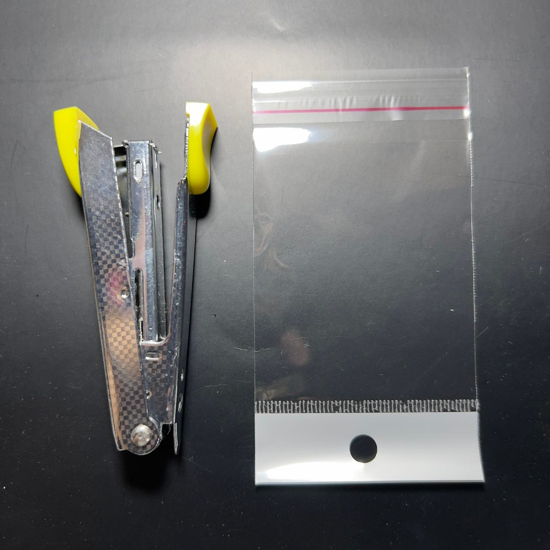 OPP Plastic 6 x 10 CM (Approx.100 pcs) with Header, Resealable plastic ...