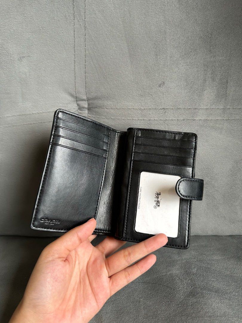 Original Coash Wallet, Luxury, Bags & Wallets on Carousell