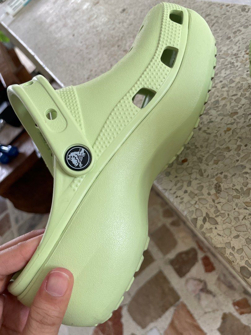 ORIGINAL CROCS CLASSIC PLATFORM W7, Women's Fashion, Footwear, Wedges ...