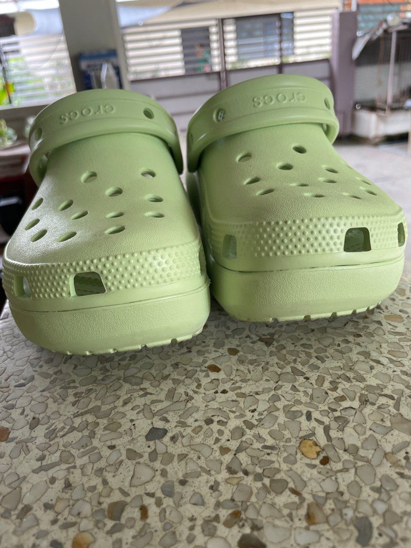ORIGINAL CROCS CLASSIC PLATFORM W7, Women's Fashion, Footwear, Wedges ...