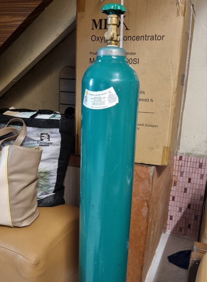 Oxygen Tank 20Lbs, Health & Nutrition, Medical Supplies & Tools on ...