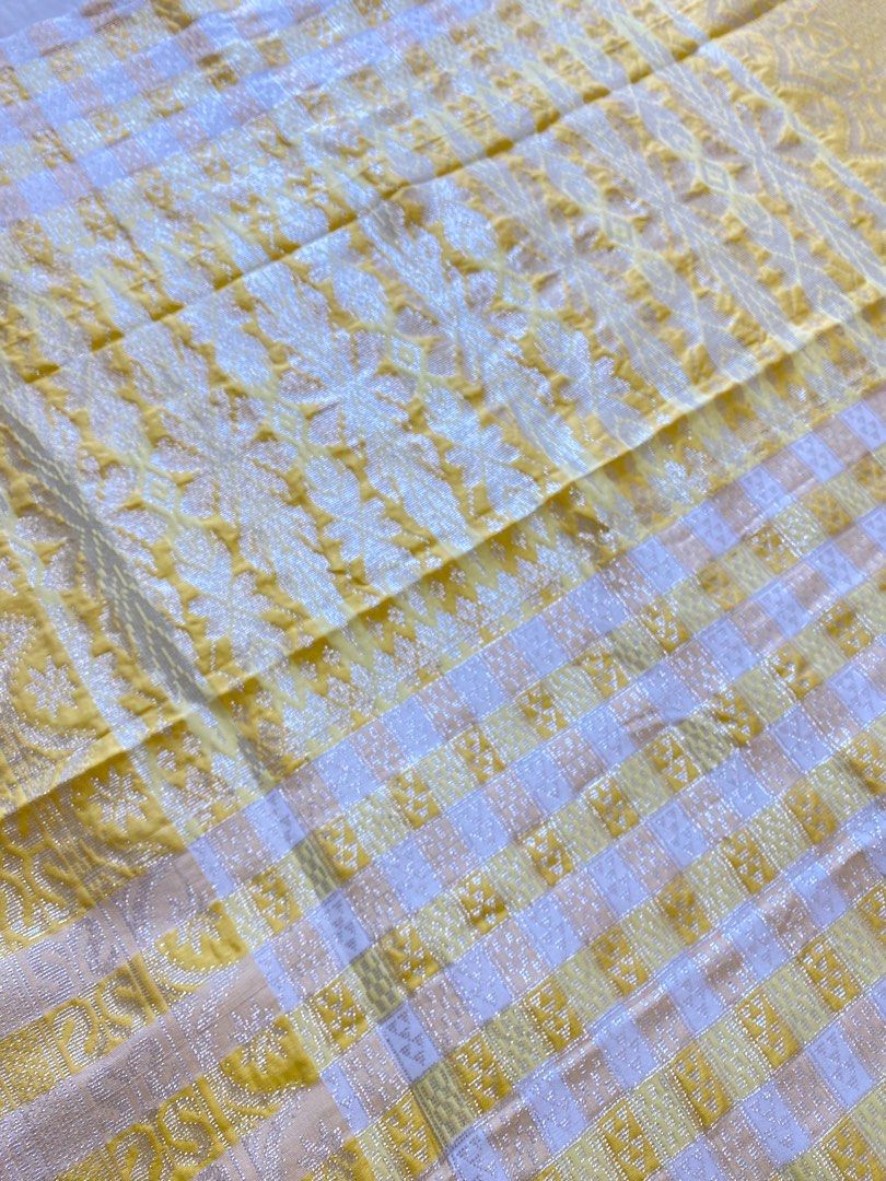 Sampin Kuning, Men's Fashion, Muslim Wear, Sarong on Carousell