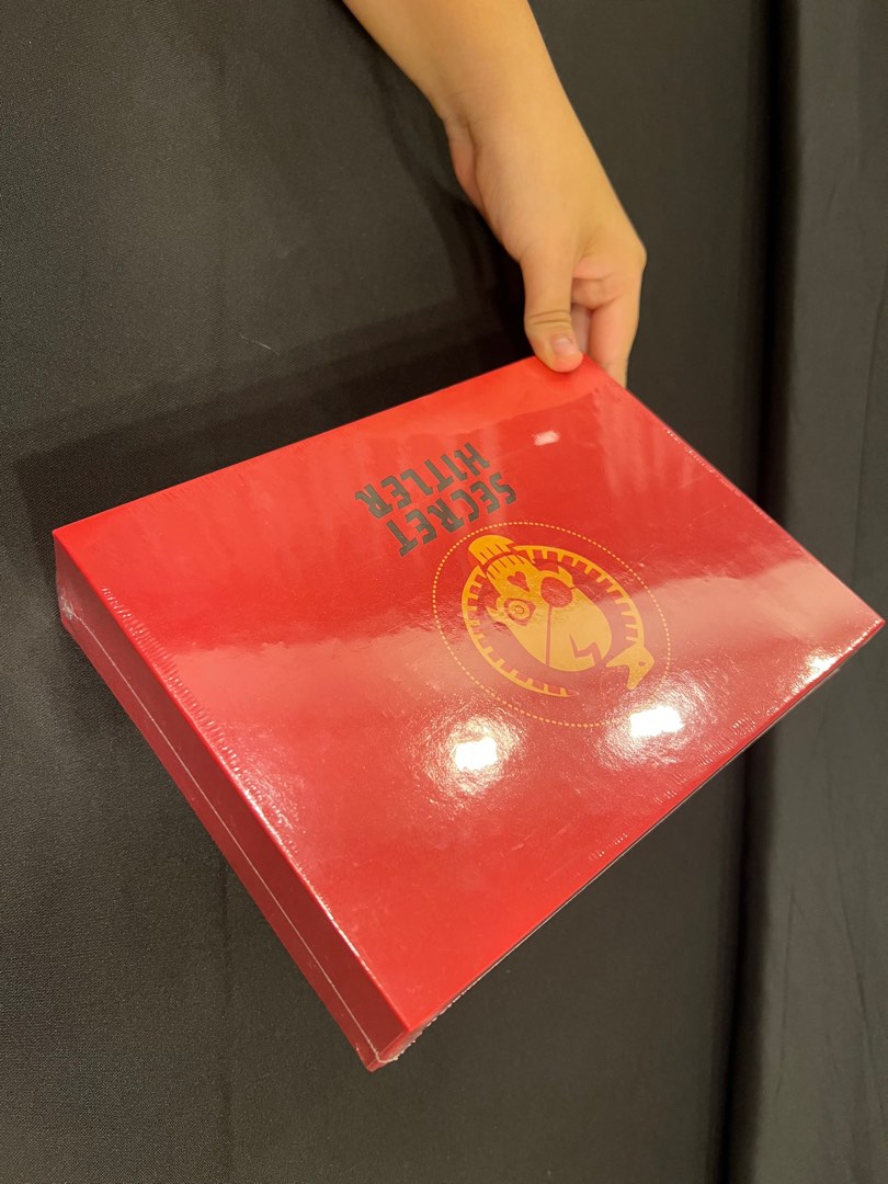 Secret hitler(red box), Hobbies & Toys, Toys & Games on Carousell