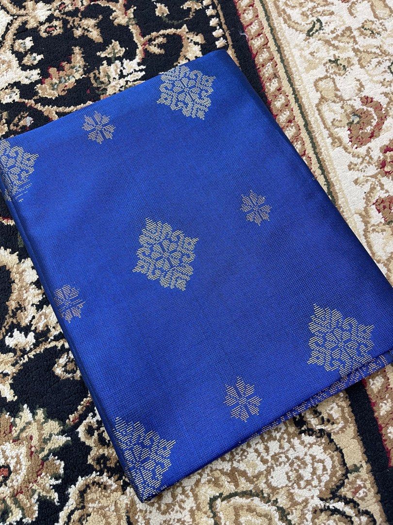 Songket sampin bunga tabur, Men's Fashion, Muslim Wear, Accessories on ...