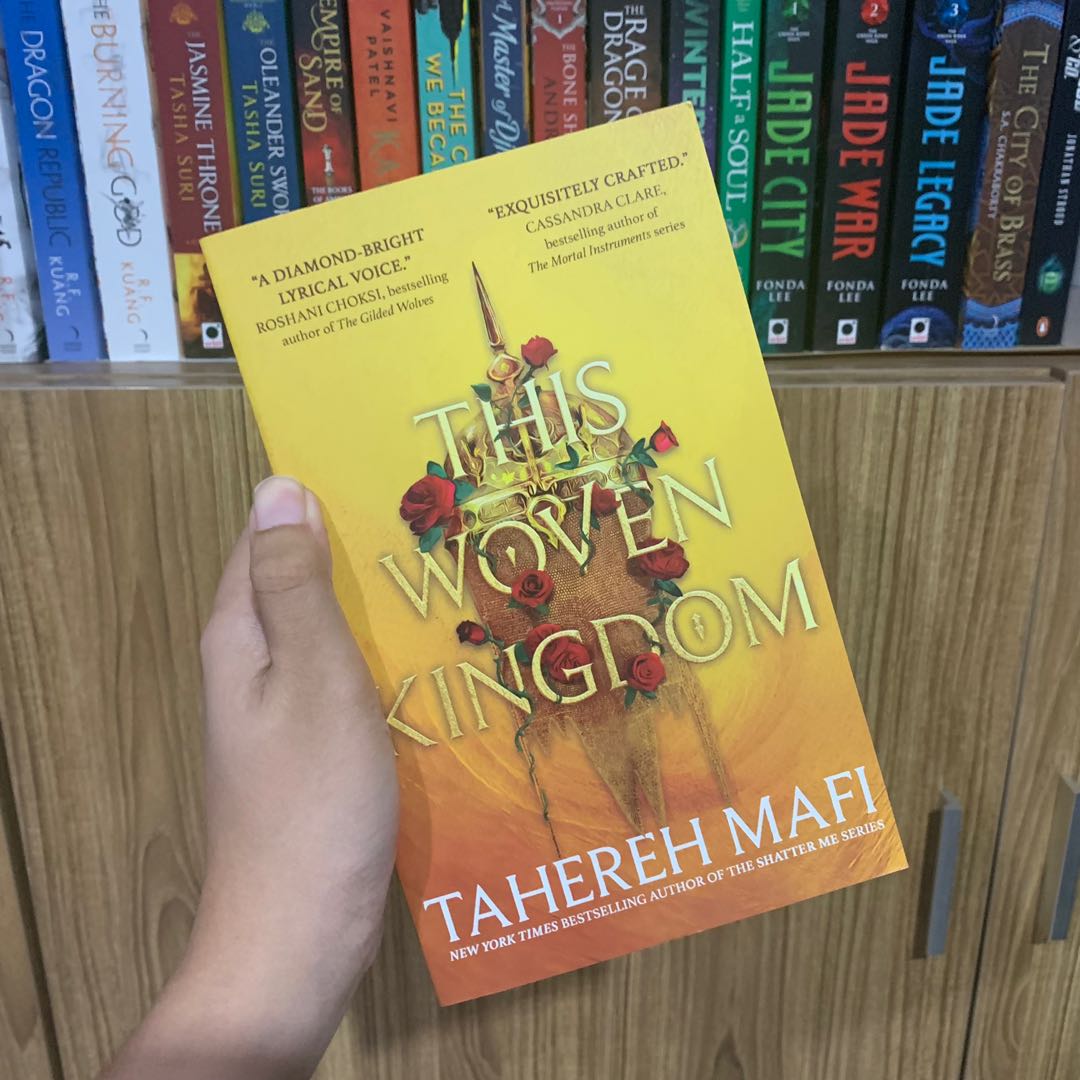 this woven kingdom by tahereh mafi, Buku & Alat Tulis, Buku di Carousell