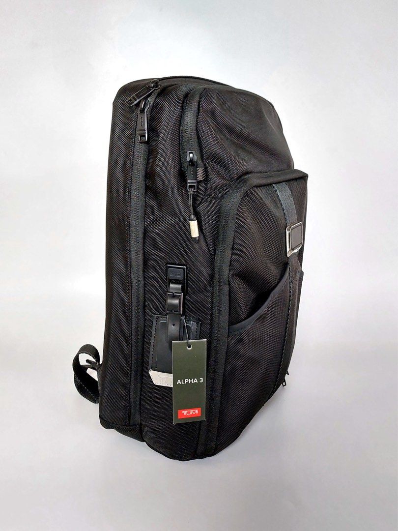 TUMI ORIGINAL Alpha Bravo Esports Pro 17" Backpack, Men's Fashion, Bags, Backpacks on Carousell