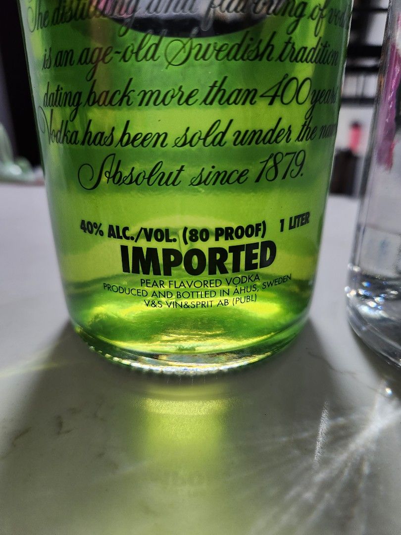 VODKA ABSOLUTE 1L, Food & Drinks, Alcoholic Beverages on Carousell