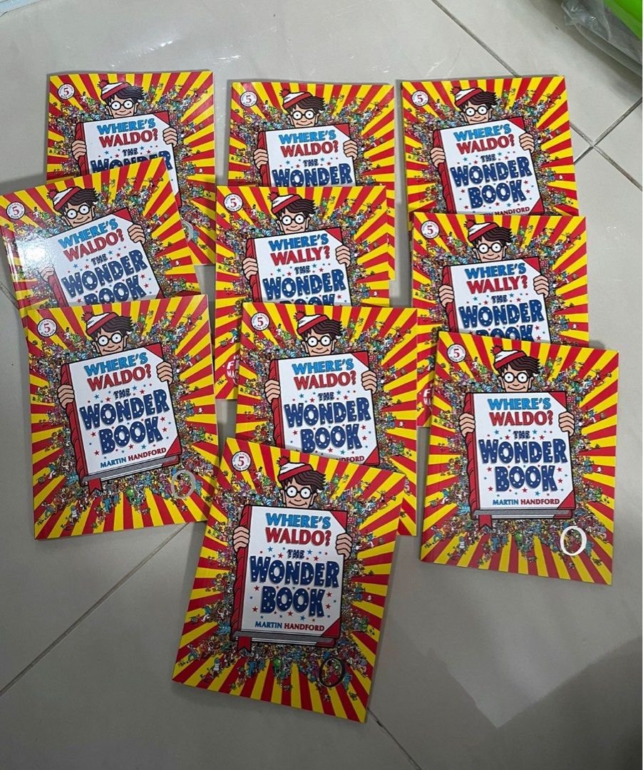 Wally wonder book, 興趣及遊戲, 書本 & 文具, 小說 & 故事書 - Carousell