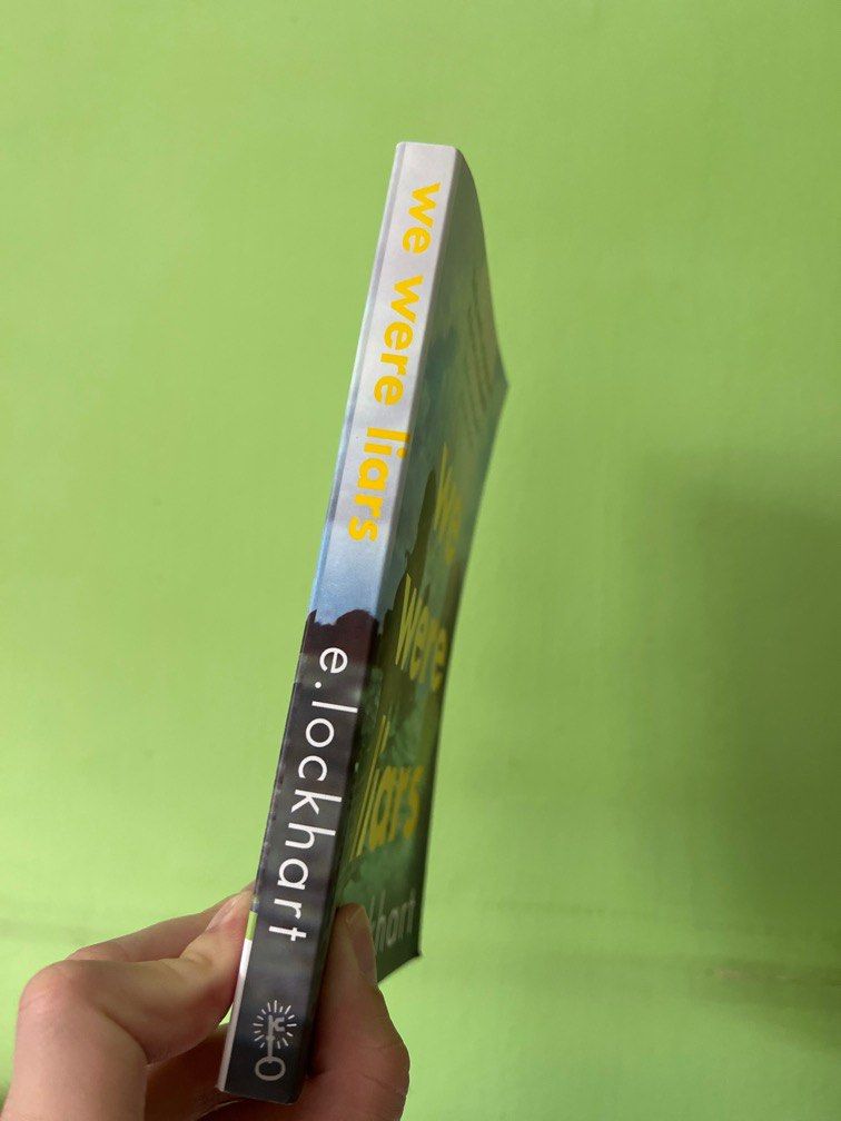 We were liars - e . Lockhart, Hobbies & Toys, Books & Magazines ...