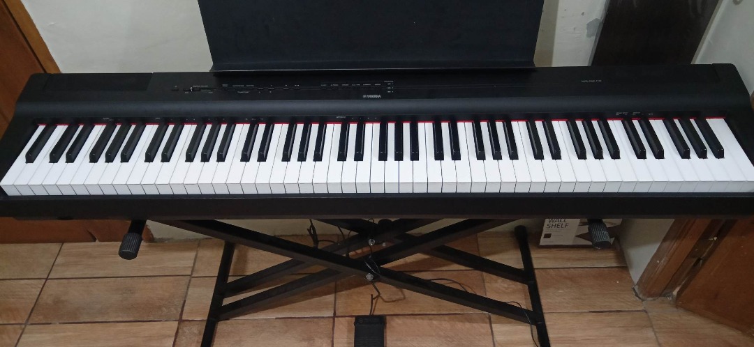 Yamaha P-125B Pasig Loc., Hobbies & Toys, Music & Media, Musical ...