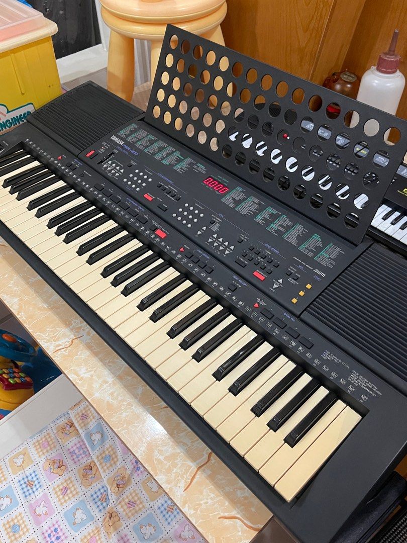 Yamaha PSR -400 keyboard, Hobbies & Toys, Music & Media, Musical ...