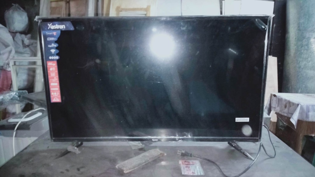 astron smart tv, TV & Home Appliances, TV & Entertainment, TV on Carousell