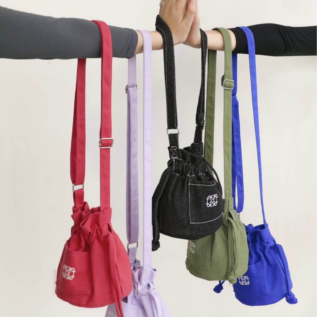 BN The Tinsel Rack TTR Froot Loot Bag 2.0 Rashberry Cream, Women's ...