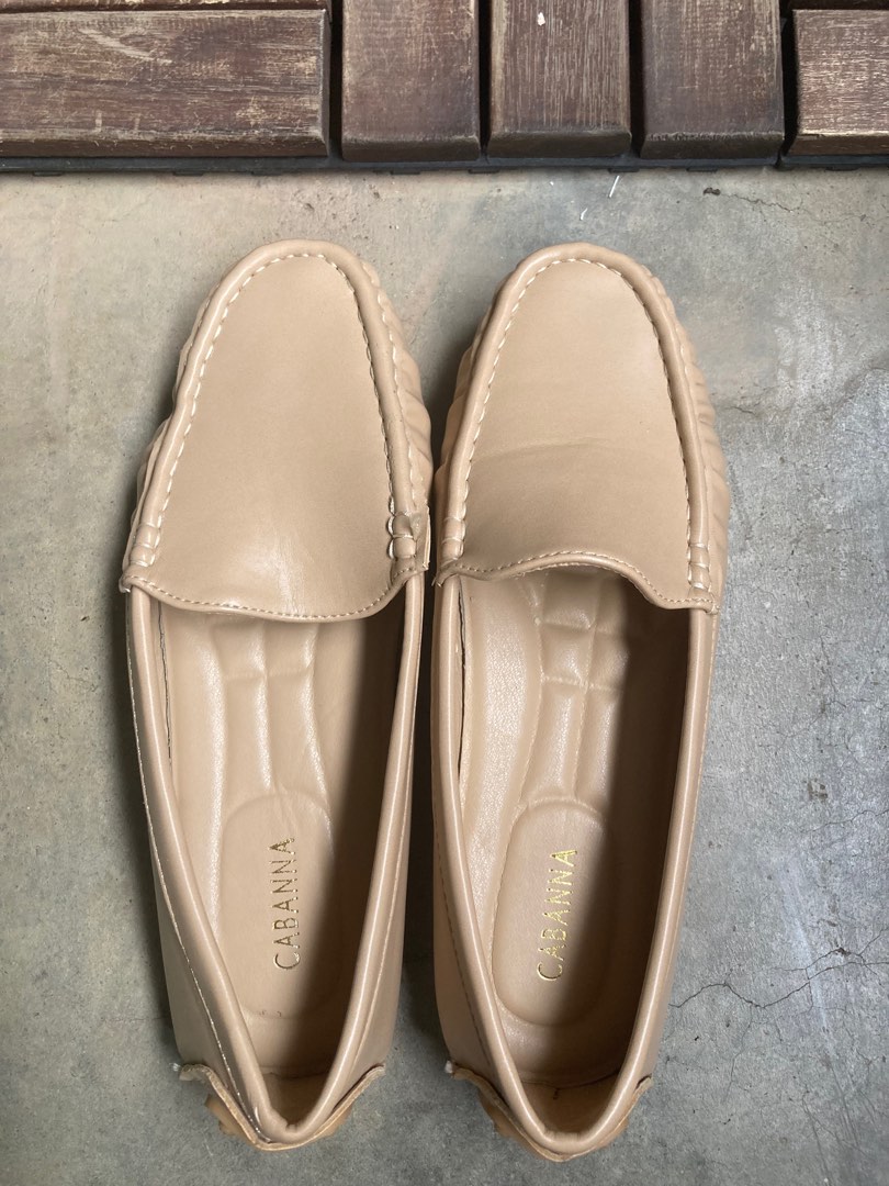 Cabanna Simple Loafers in Nude, Women's Fashion, Footwear, Loafers on ...