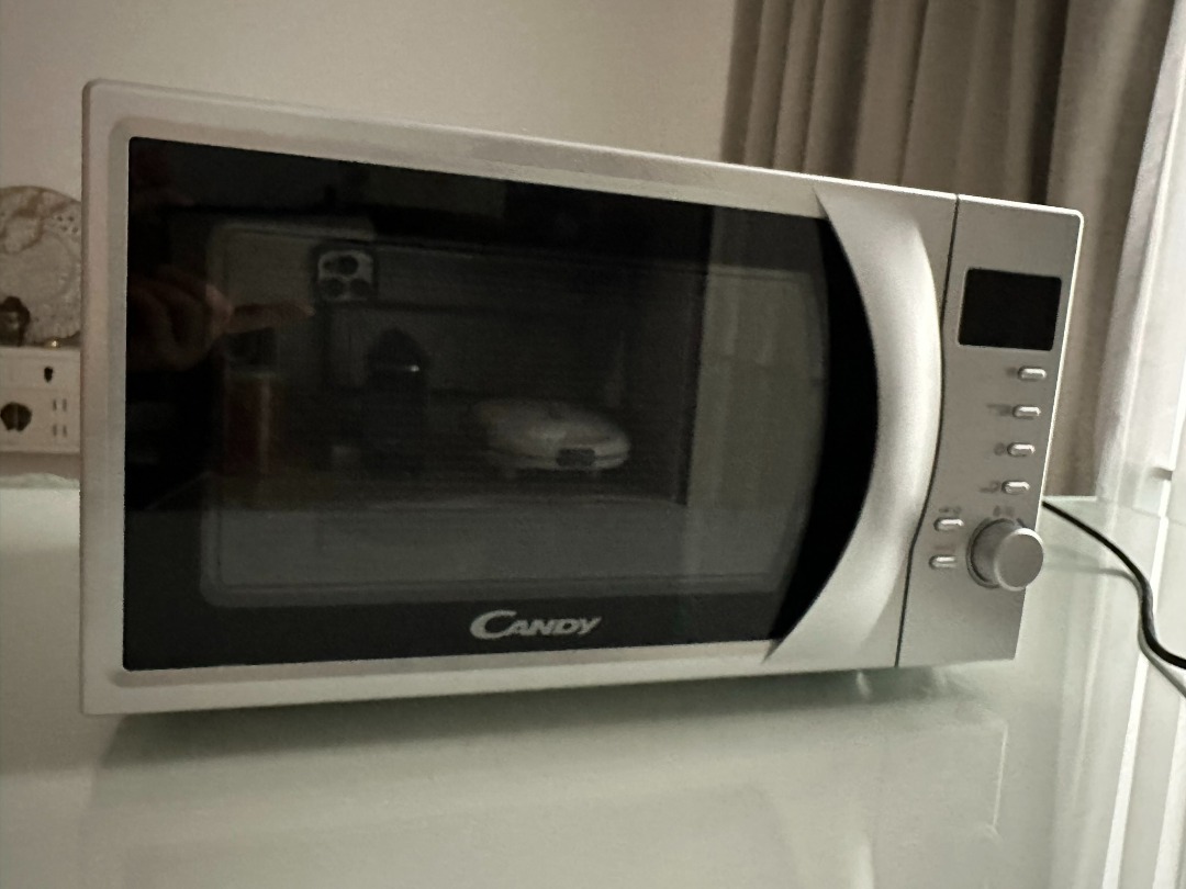Candy 20L Microwave Oven With Grill (Silver) - Excellent condition, TV ...