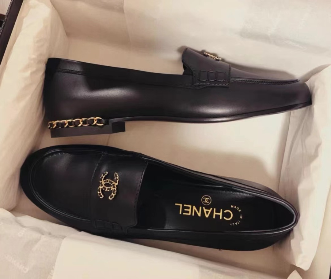 chanel loafers, Women's Fashion, Footwear, Loafers on Carousell