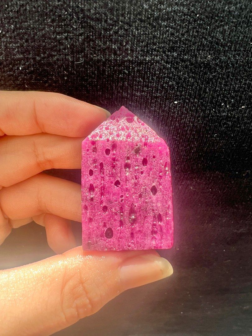 Cheap honeycomb ruby obelisk, Hobbies & Toys, Memorabilia ...