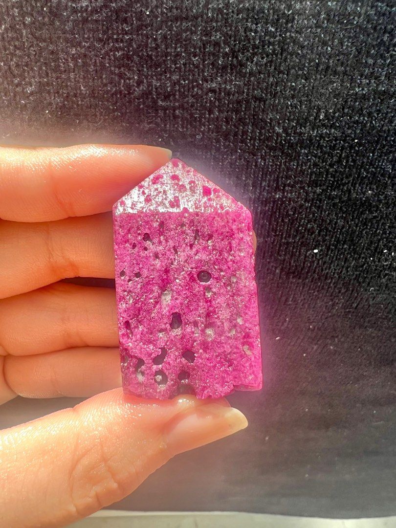 Cheap honeycomb ruby obelisk, Hobbies & Toys, Memorabilia ...