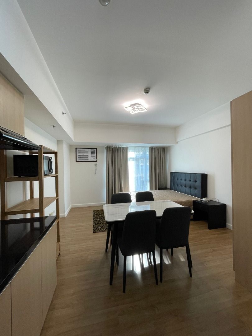 Arca South Condo near BGC and SLEX The Veranda Studio Unit with Parking, Property, For Sale ...