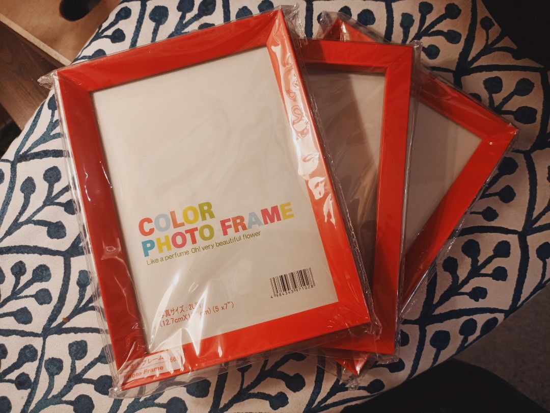 Daiso Photoframe, Furniture & Home Living, Home Decor, Frames ...