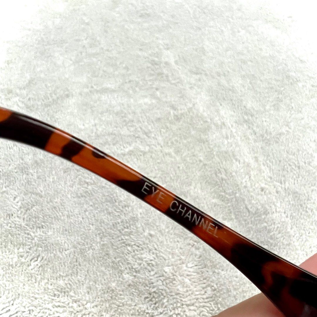 Eye Channel Animal Print Sunglasses Shades, Women's Fashion, Watches ...