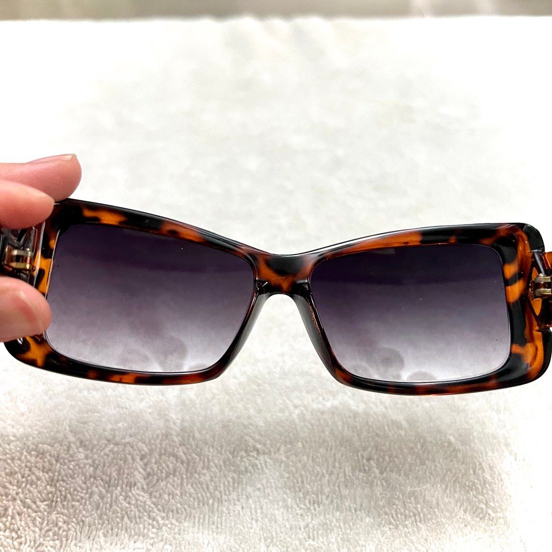 Eye Channel Animal Print Sunglasses Shades, Women's Fashion, Watches ...