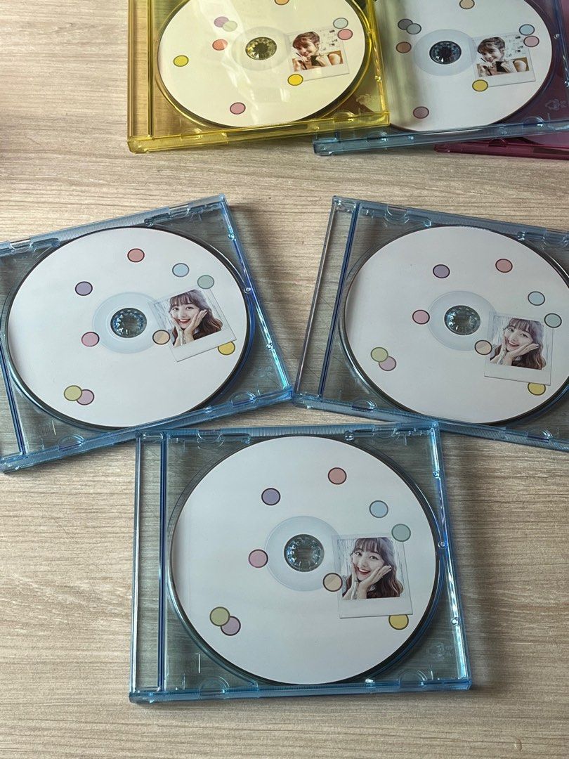 FREE twicetagram jewel case CDs, Hobbies & Toys, Music & Media, CDs ...