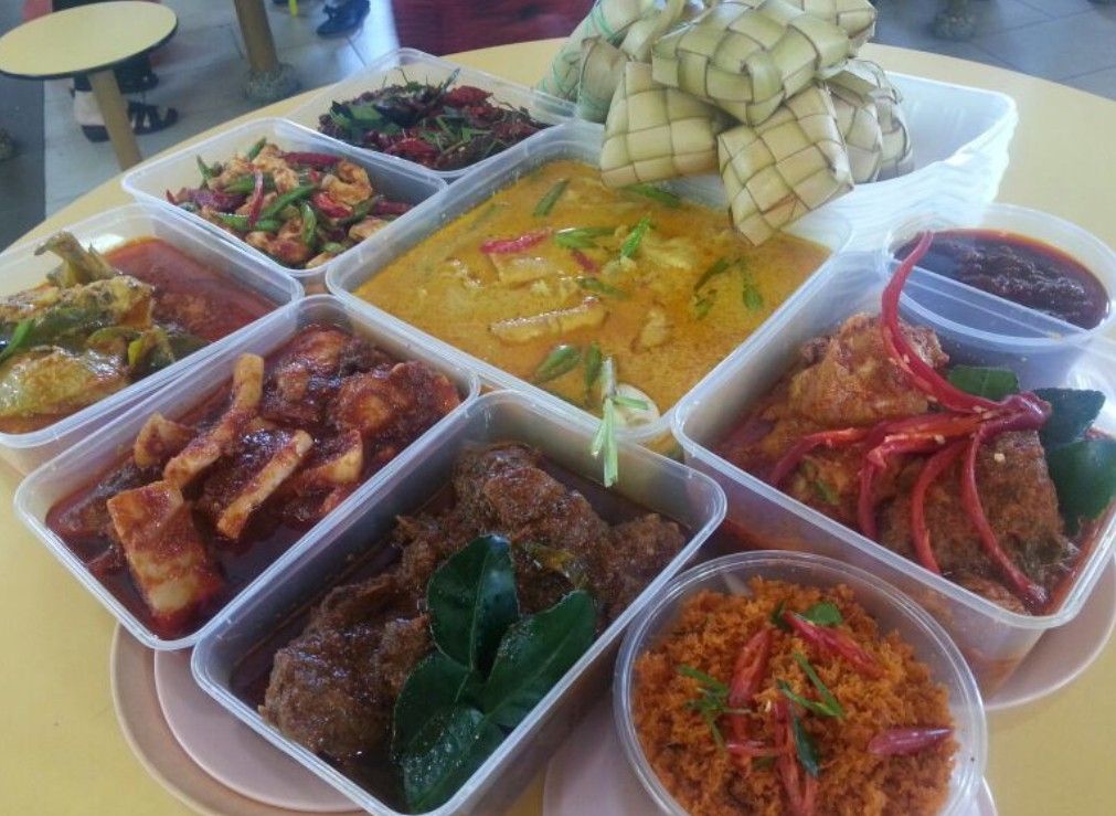 Hari Raya Dishes, Food & Drinks, Local Eats on Carousell