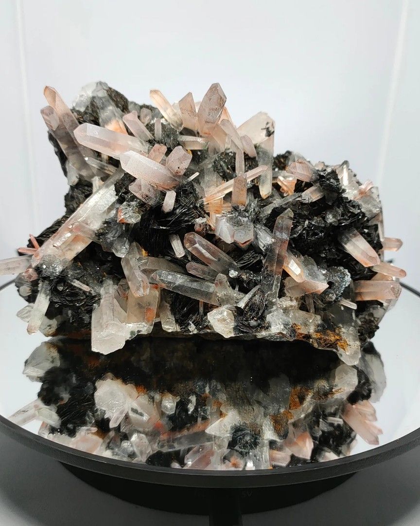 Hemetite Quartz with Specularite cluster, Furniture & Home Living, Home ...