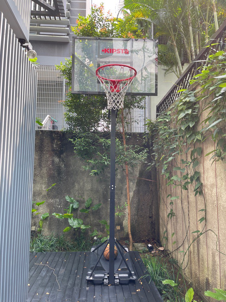 Kipsta basketball hoop, Sports Equipment, Other Sports Equipment and ...