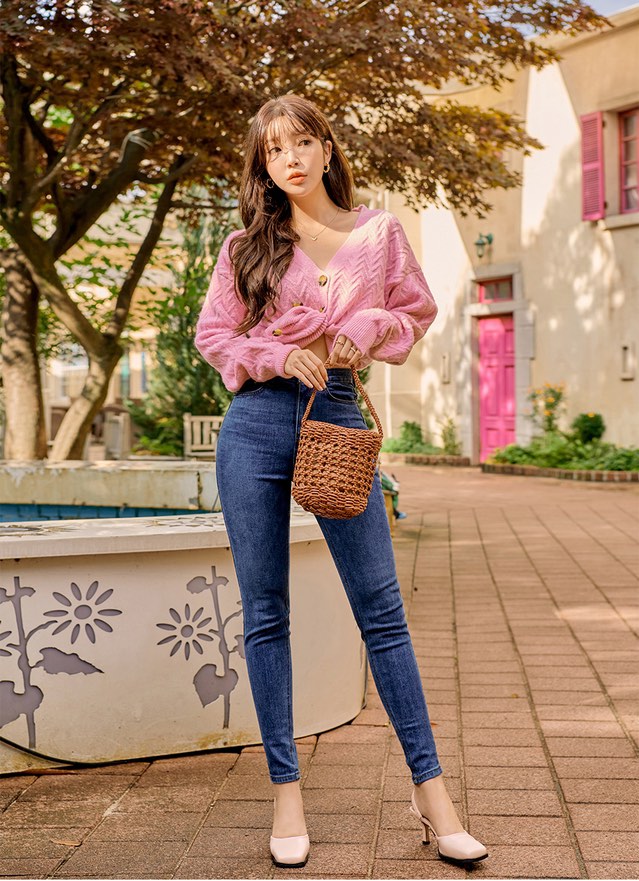 Korea Chuu -5kg Ari Indigo Denim Jeans, Women's Fashion, Bottoms, Jeans & Leggings on Carousell