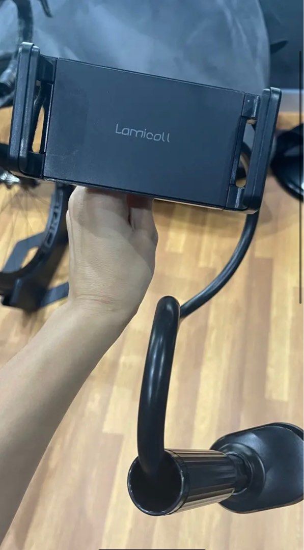 Lamicall phone holder, Audio, Headphones & Headsets on Carousell